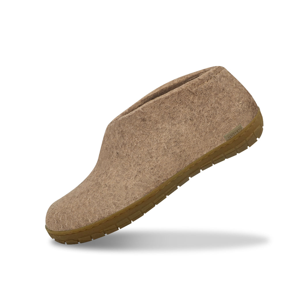 Shoe with natural rubber sole - honey - Sand – glerups.com